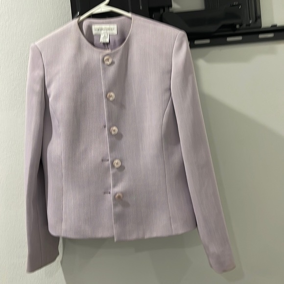 jones New Y | Jackets & Coats | 2 Pieces Suit In Good Condition With ...